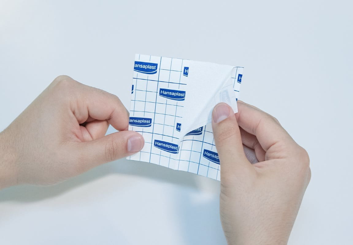 Elastoplast Wide Area Fixation - For Fixation of Dressings, Wound Pads ...